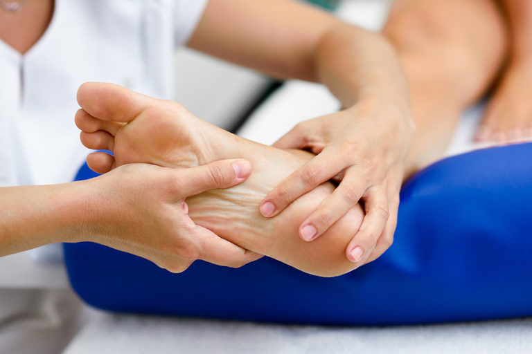 Dolor de talones y espolones – Centro de Osteopatía Pilar Pérez